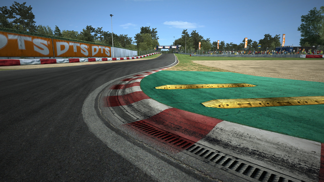 CIRCUIT – SIM RACING CENTER